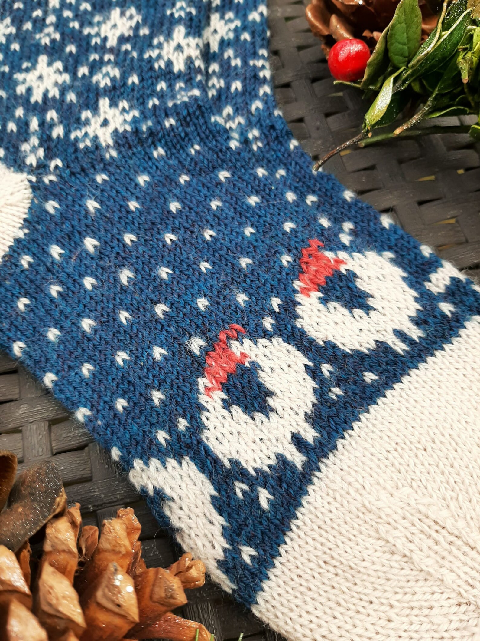 Snowy Sheep Sock Knitting Pattern, Holiday Sock Knitting Pattern ...