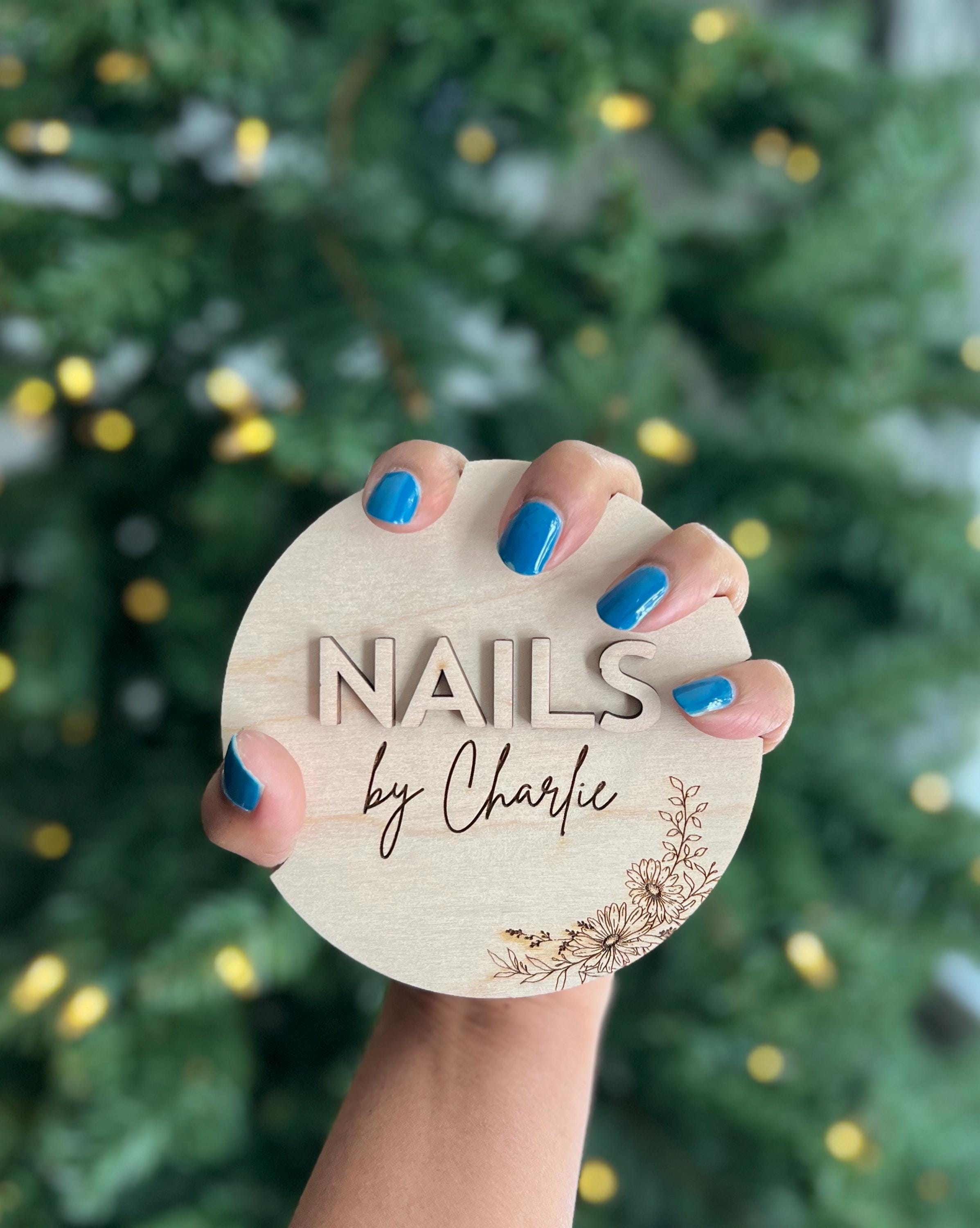 Nailfie Disc | Photo Prop for Nails | Nail Tech Gifts | Beauty Salon ...