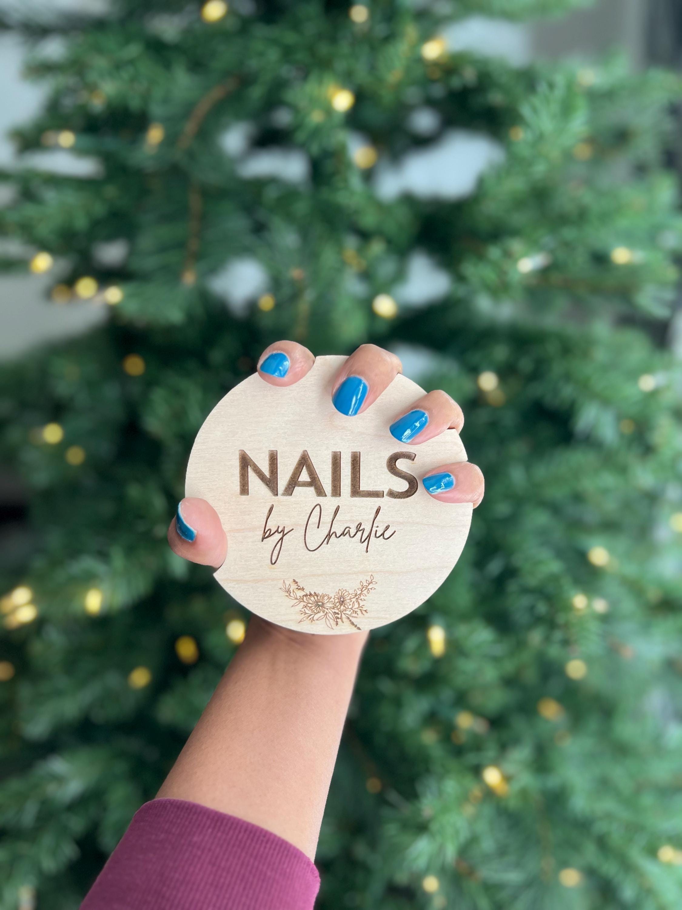 Nailfie Disc | Photo Prop for Nails | Nail Tech Gifts | Beauty Salon ...
