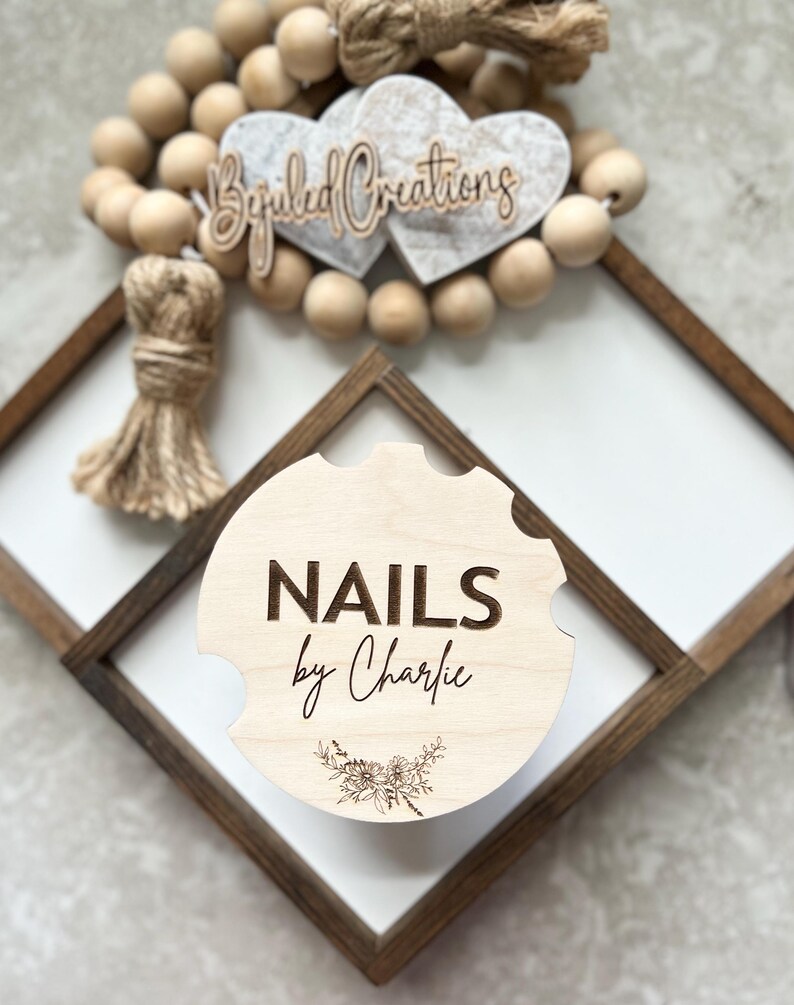 Nailfie Disc | Photo Prop for Nails | Nail Tech Gifts | Beauty Salon ...