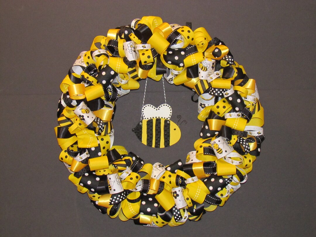 Bumble Bee Ribbon Wreath - Etsy