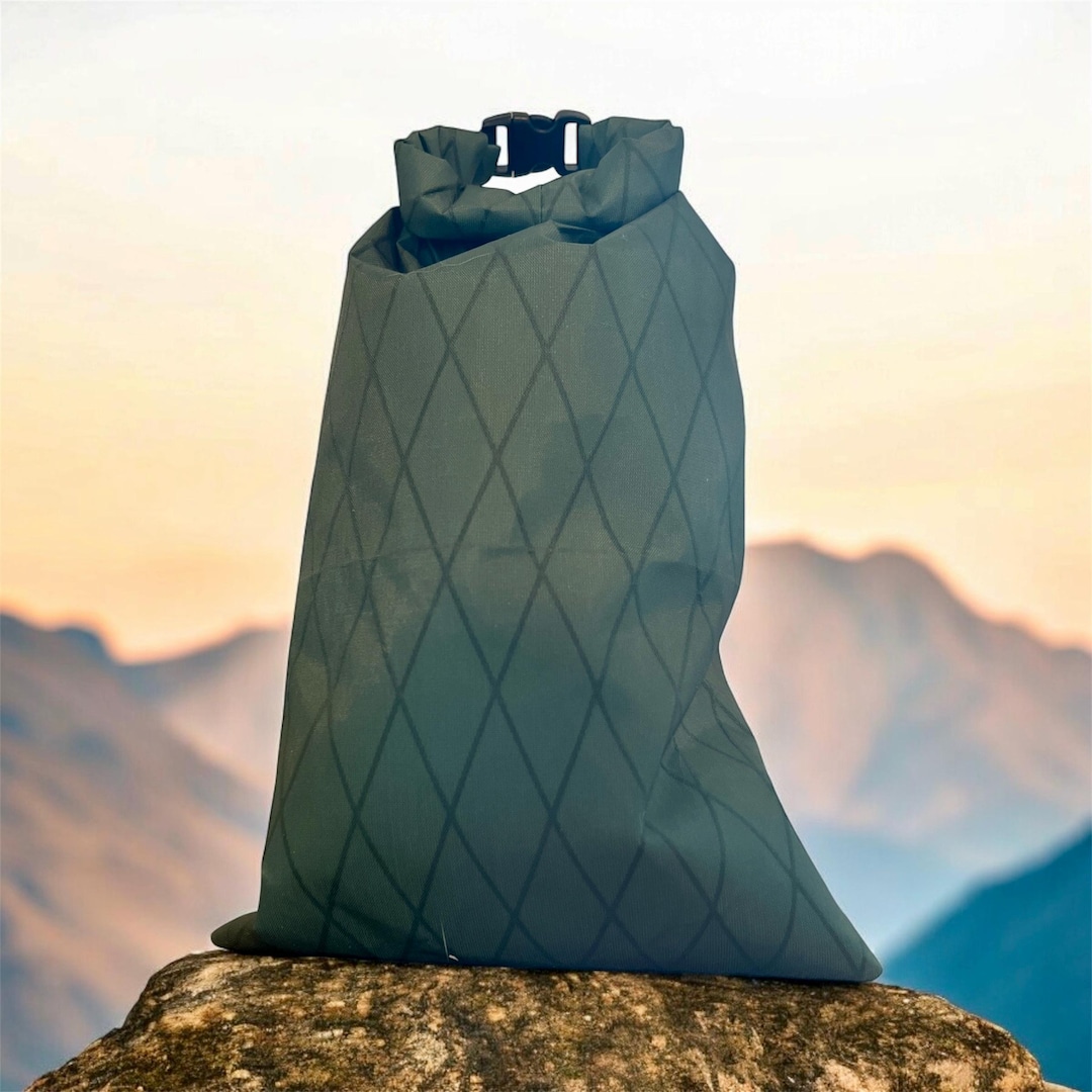 1.5l Xpac Mini X-pac Roll Top Bag Made From X-pacvx07 Ripstop Green - Etsy