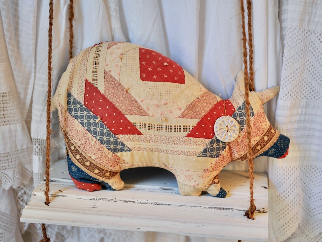 Farmhouse Pig, Timeworn Aged Antique Quilt Patchwork Pig Pillow ...