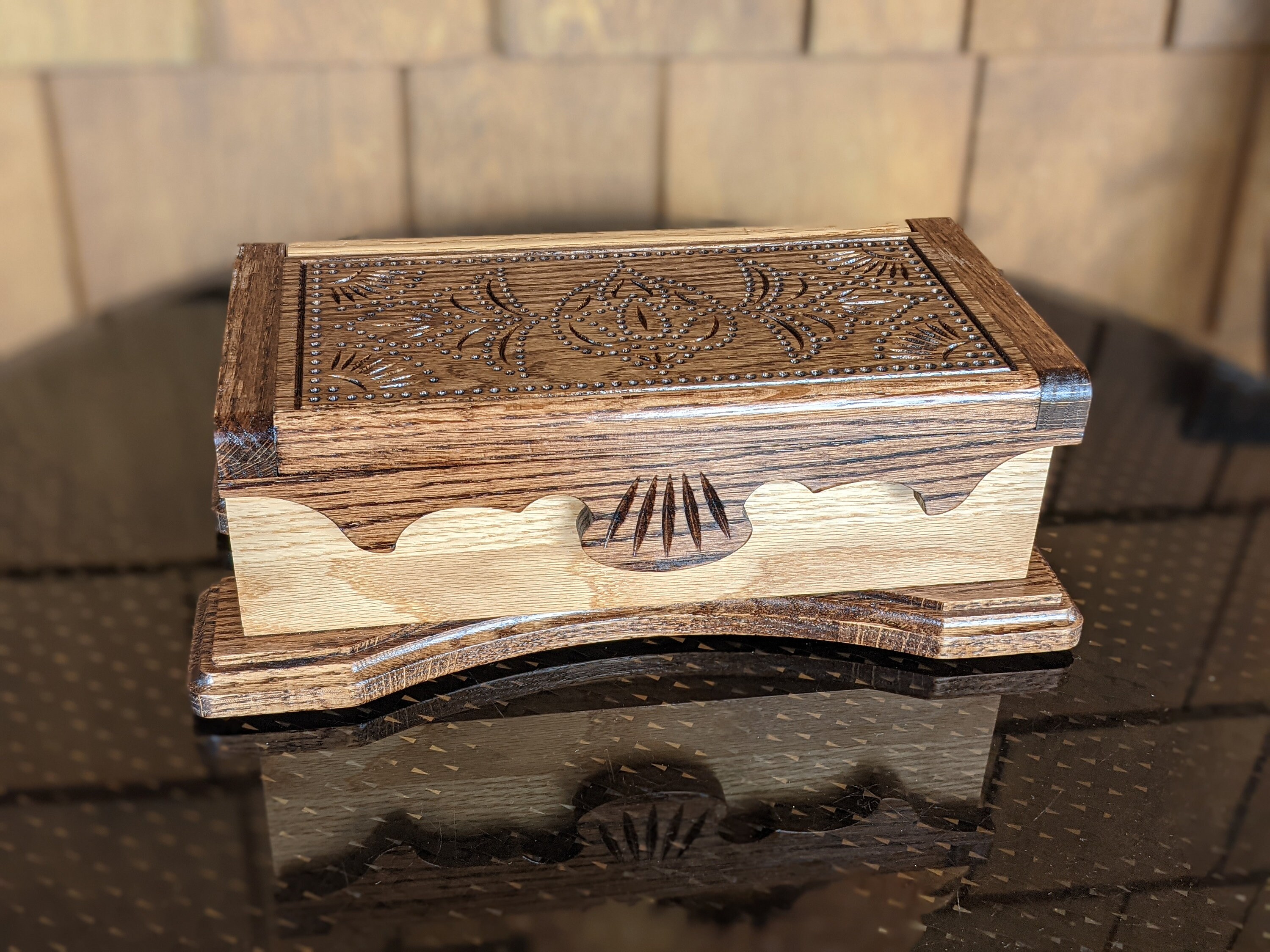 Tea Box, Handcrafted and Engraved Made With Oak and a Polyurethane ...