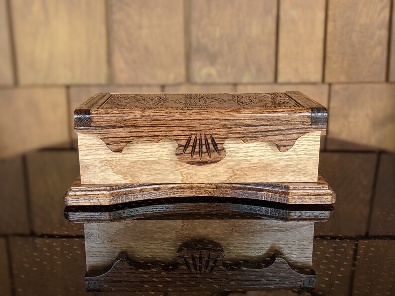 Tea Box, Handcrafted and Engraved Made With Oak and a Polyurethane ...