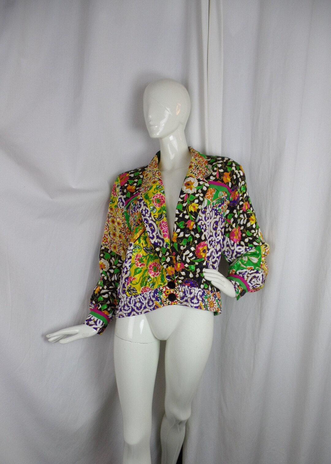 80s HOWARD WOLF Dallas Floral Bomber/ Dynasty Style Shoulder Pads ...