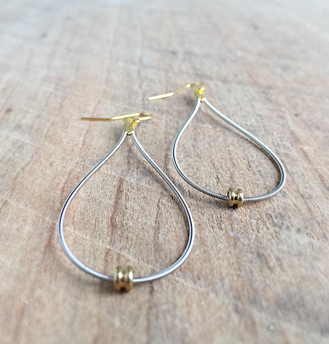 Recycled Electric Guitar String Earrings With Contrasting Ball End ...