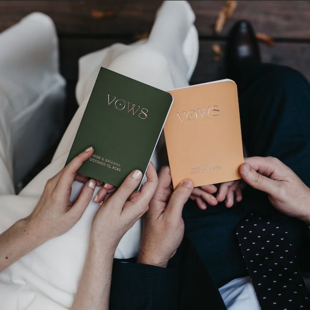 Wedding Vow Books Set of 2, Custom His and Her Vow Books for Wedding ...