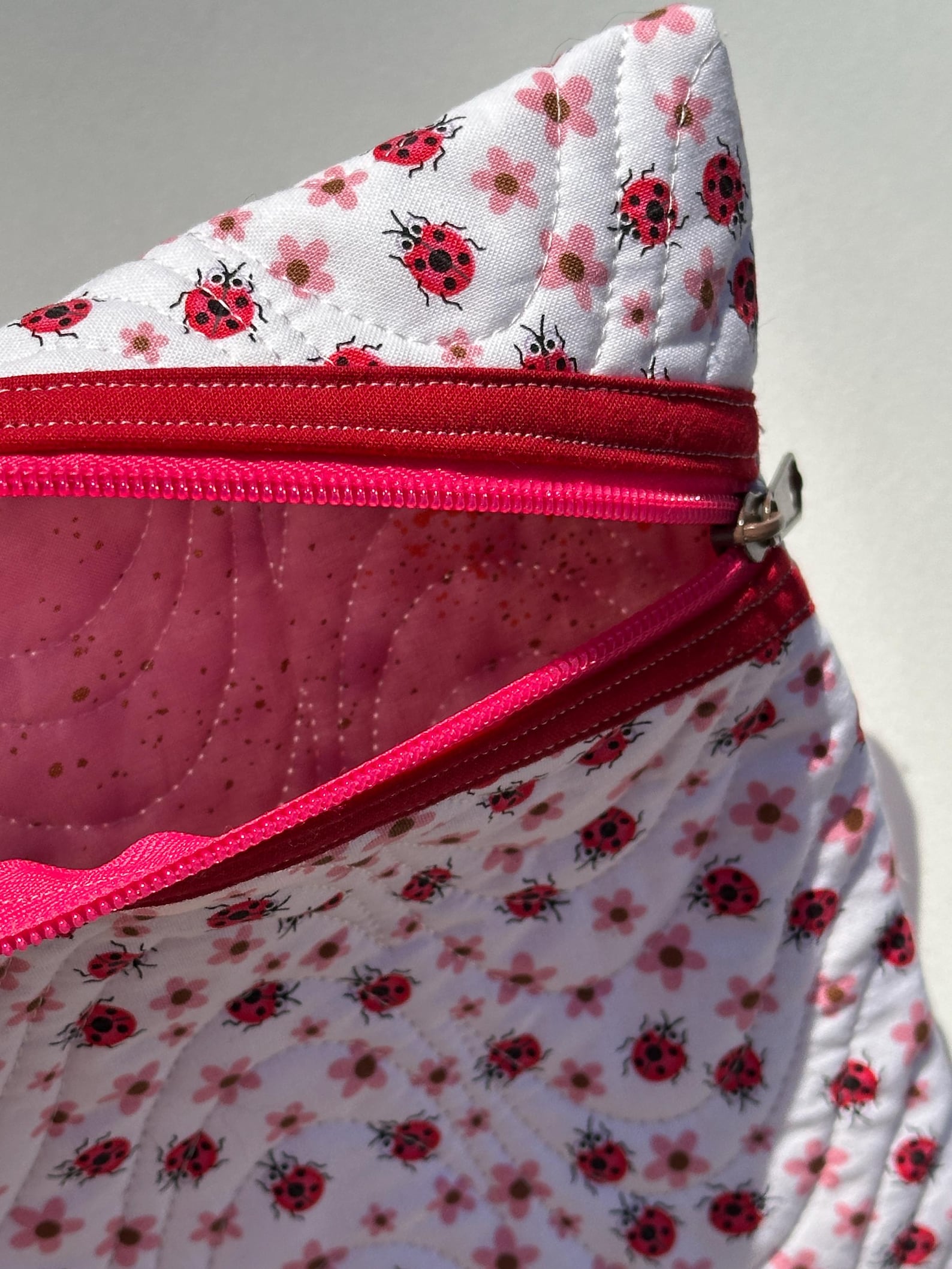 Hemingway Pouch Pattern - by Center Street Quilts - Etsy