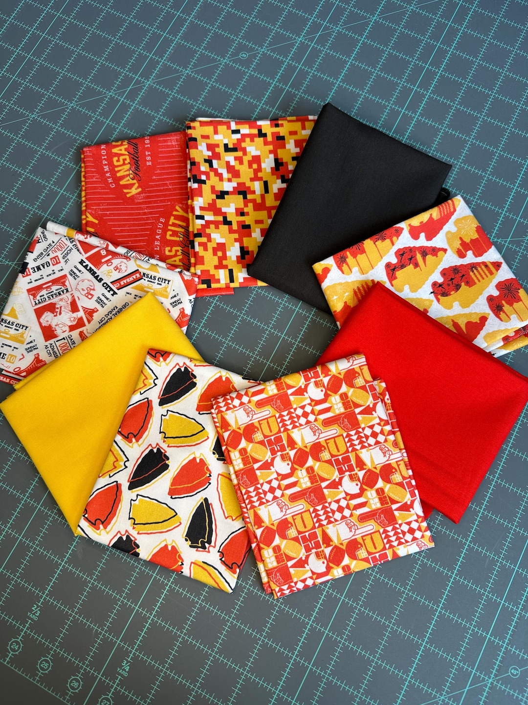 Kansas City Chiefs (9) Pieces) Fat Quarter Bundle - Etsy