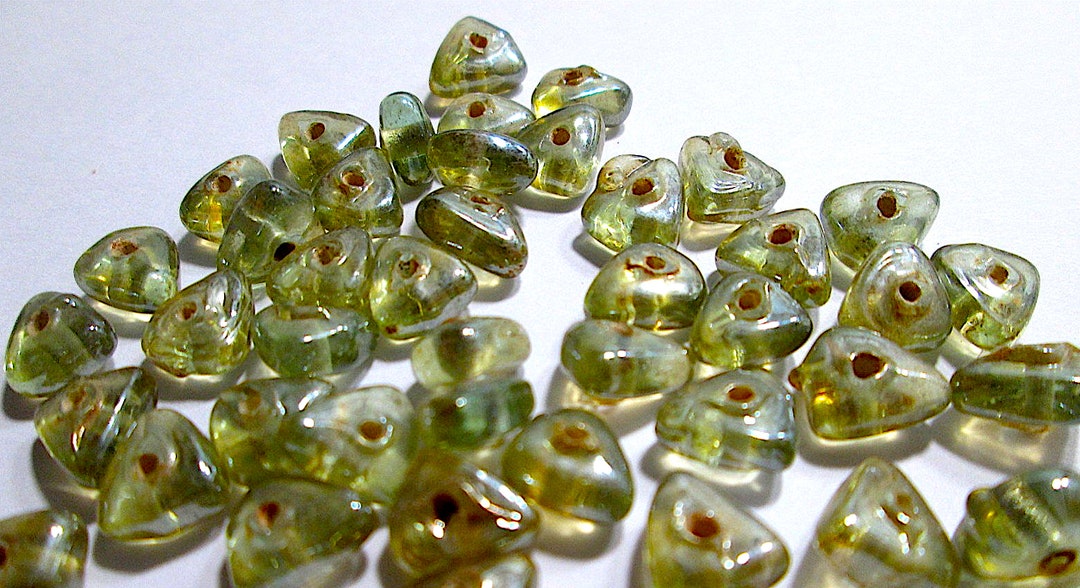 30 Handmade Green &amber Luster Glass Tri-corner Beads - Etsy