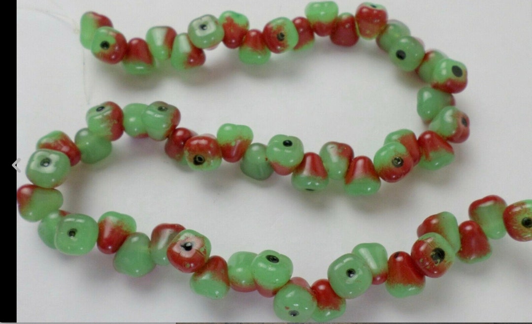 8 Vintage Pressed Red & Green Apples, Glass Bead Fruit, Charms 10x10mm ...