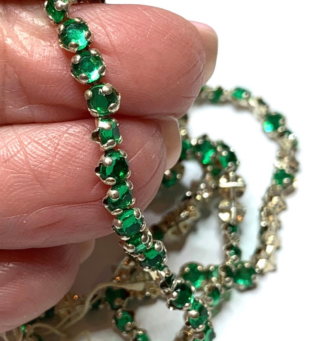 31 Rare Vintage Emerald Green Rose Montees With Silver Settings, Ss15 ...