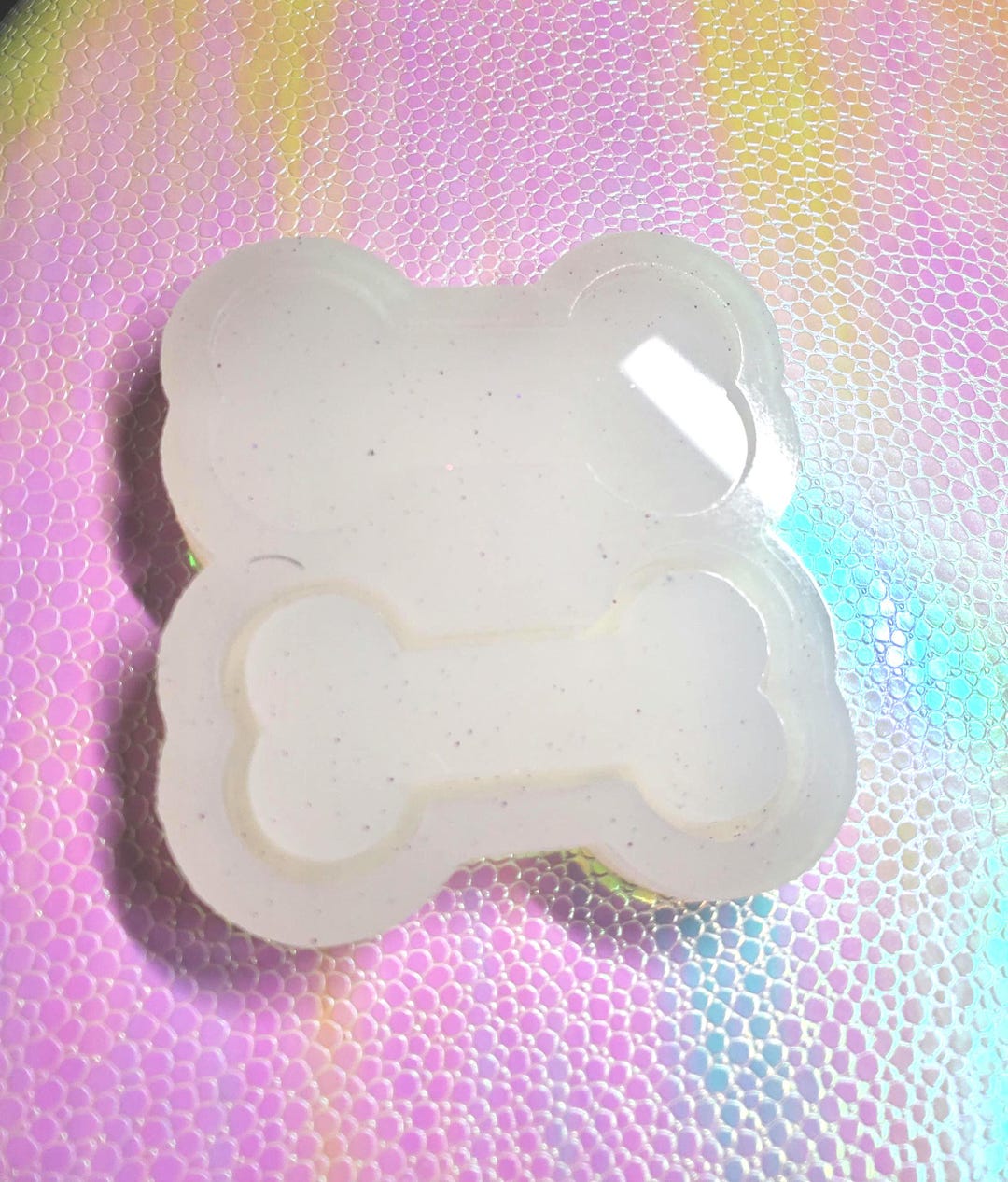 Dog Bone Mold, Dog Bone Shaker Mold, Shaker Molds, Grippy Molds, Badge ...