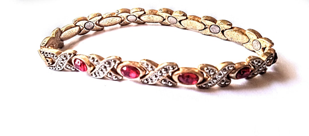 Vintage Women's XOXO Bracelet, Ruby and Diamond Color - Etsy