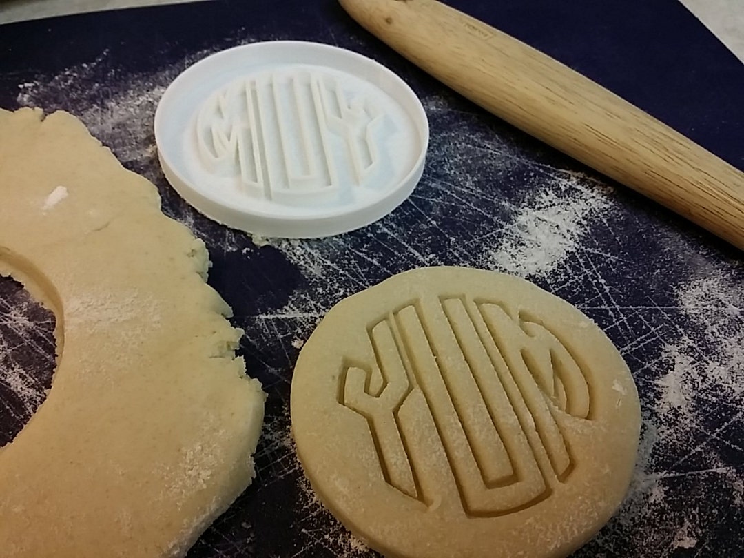 Custom Monogram Circle Cookie Cutter Personalized Initials Birthday ...
