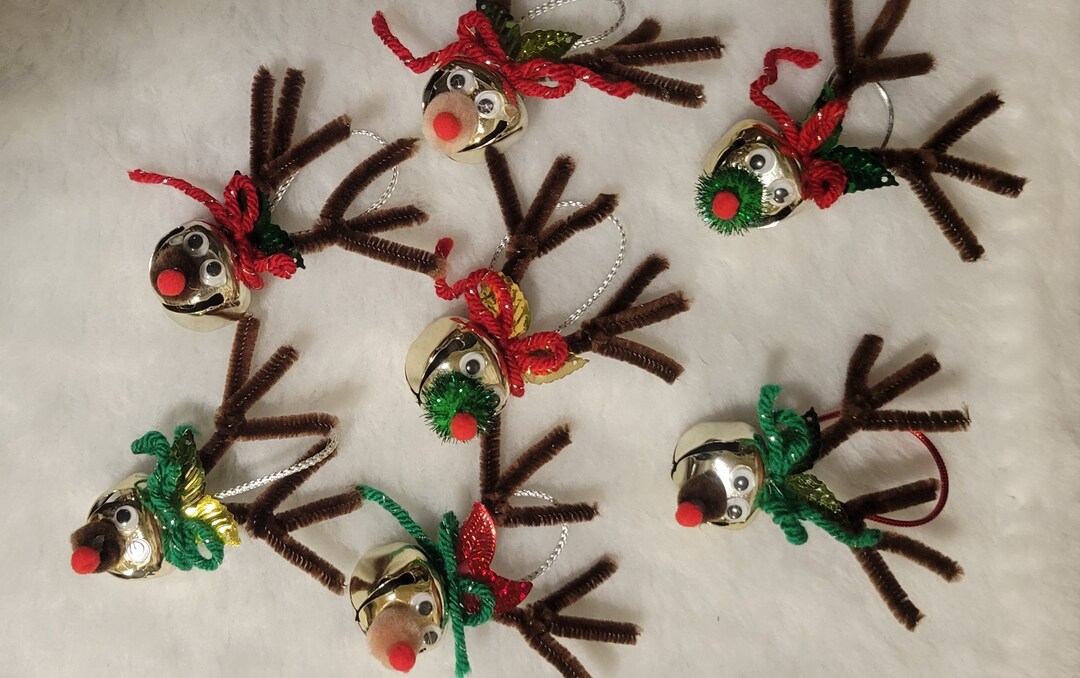 M1015 - Christmas Reindeer Bells - Etsy