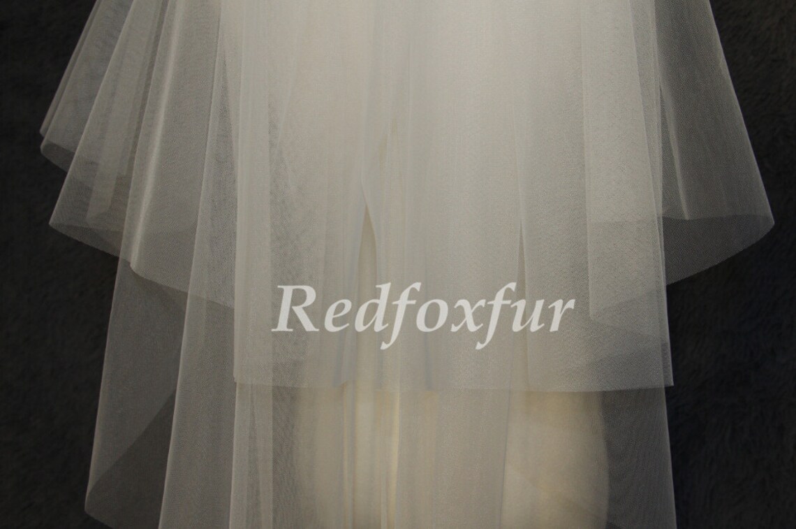 White Ivory Bridal Veilminimalist Design Veilveil Comb2tier - Etsy