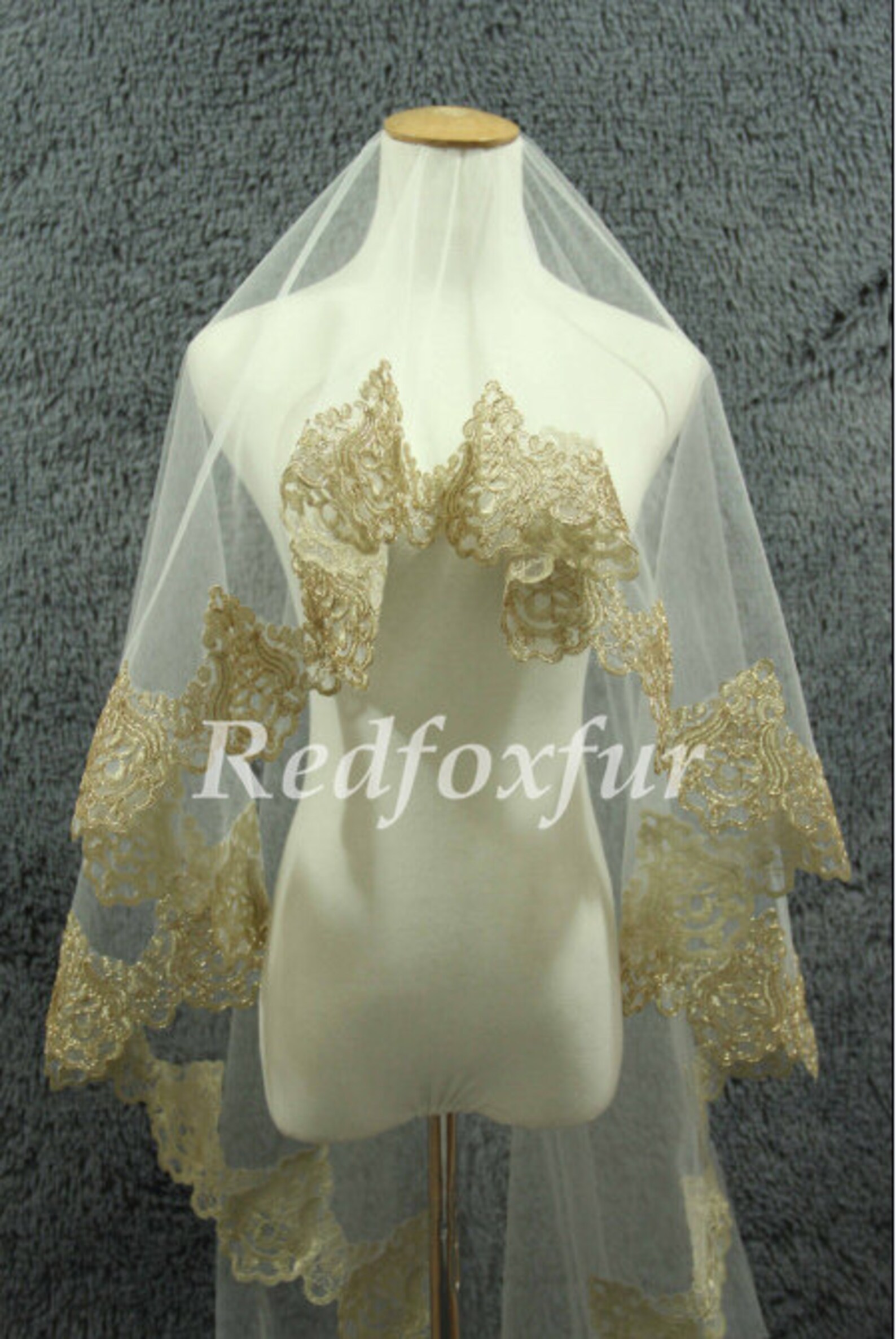 Gold Edges Veil 1 Tier Cathedral Veil Alencon Lace Veil Ivory - Etsy