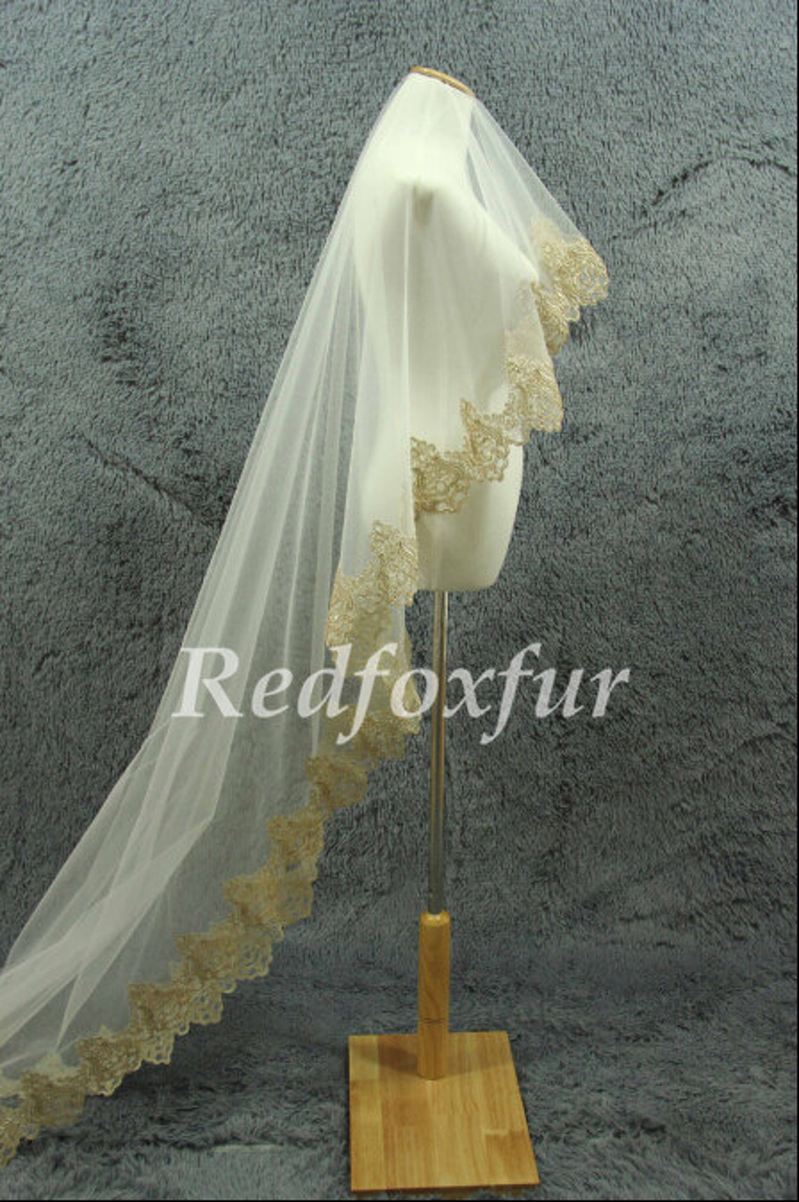 Gold Edges Veil 1 Tier Cathedral Veil Alencon Lace Veil Ivory - Etsy