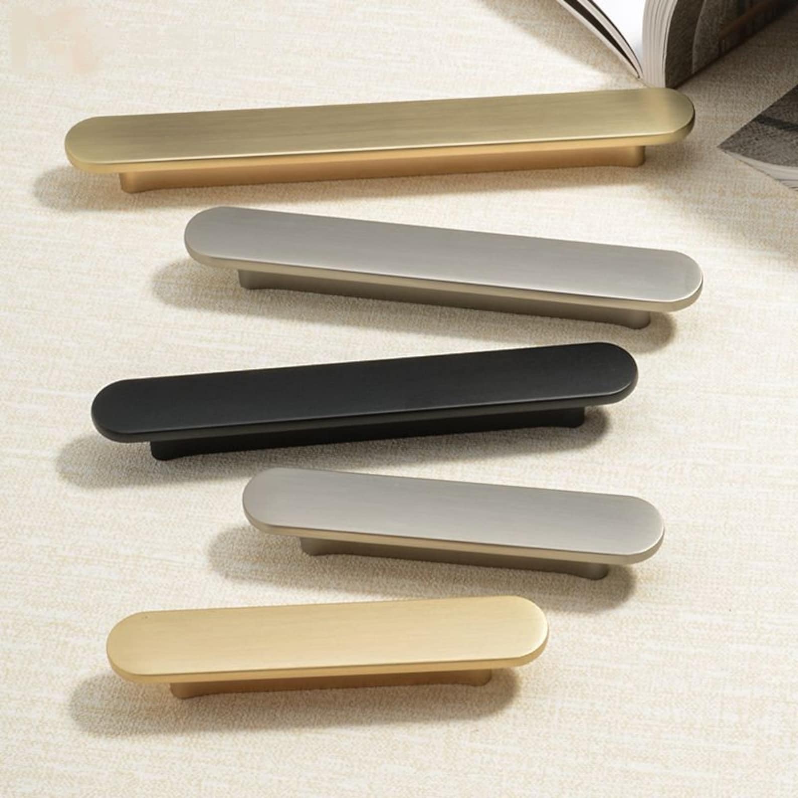 Modern Simple Black Wardrobe Pull Handle Brass Color Drawer Pull Handle ...