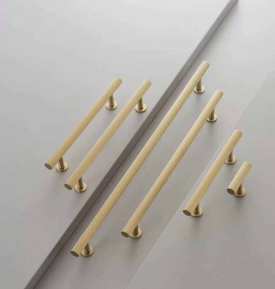 Brass Striped T-shaped Extension With Decorative Base Pull Handle ...