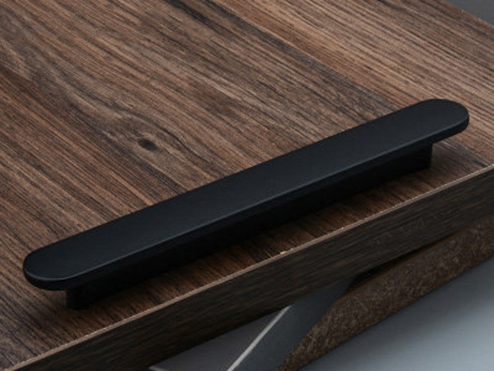 Modern Simple Black Wardrobe Pull Handle Brass Color Drawer Pull Handle ...