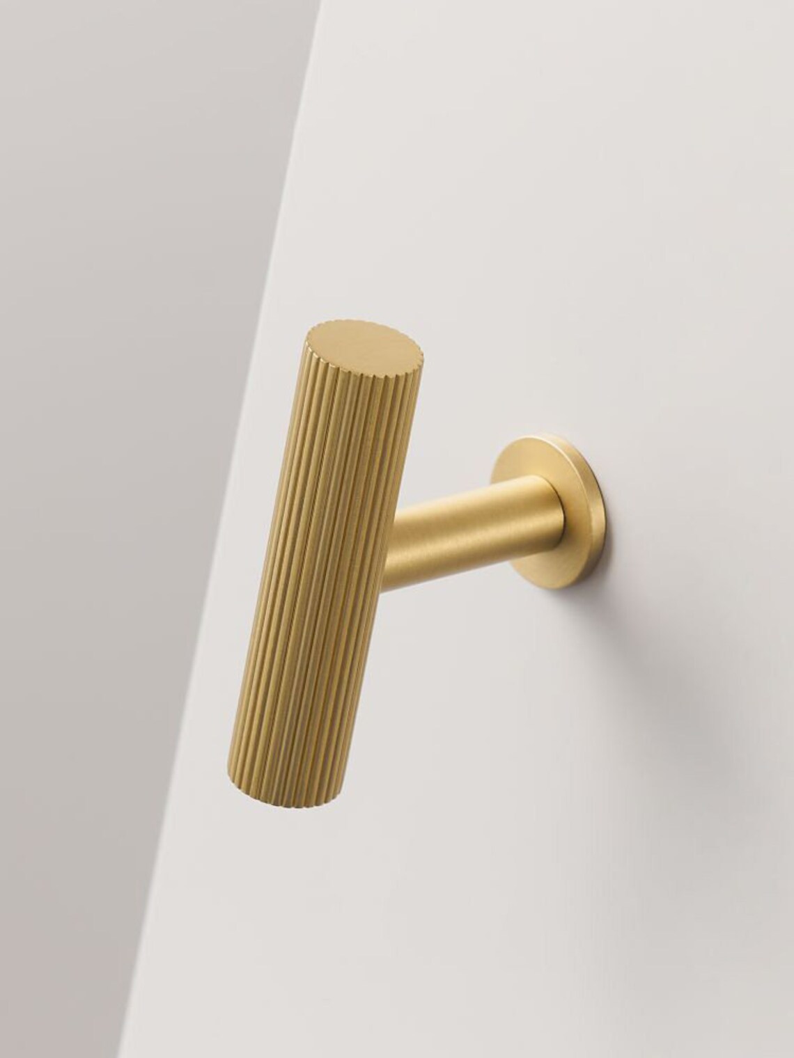 Brass Striped T-shaped Extension With Decorative Base Pull Handle ...