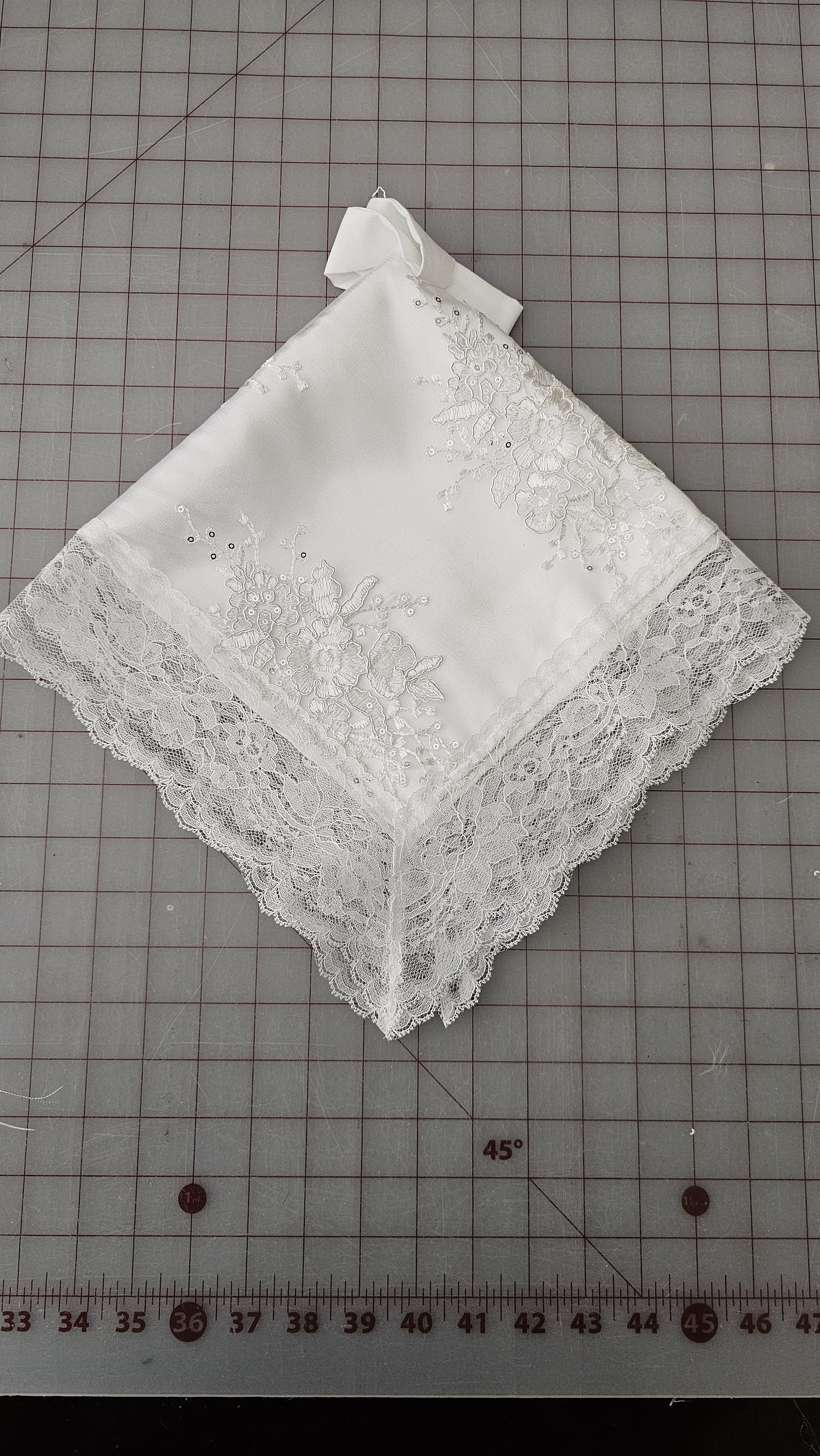 Misty Exquisite White Lace Lap Scarf. Lap Scarf, Handkerchief, First ...