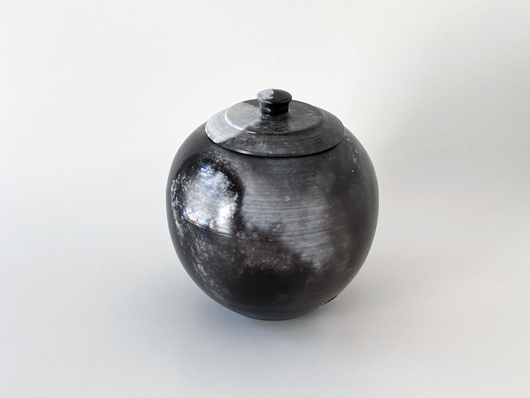 Ceramic Vase, Pottery, Handmade, Round Pitfire With Lid - Etsy
