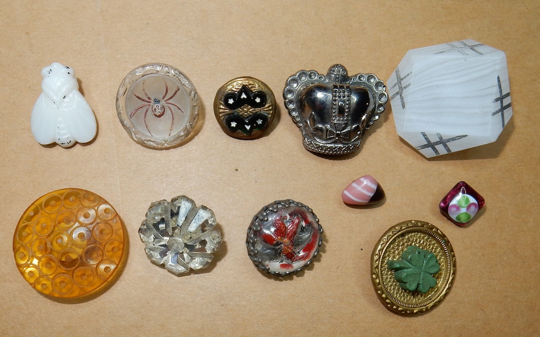 Vintage Antique Glass Buttons Collectible Lampwork 11 Pcs - Etsy