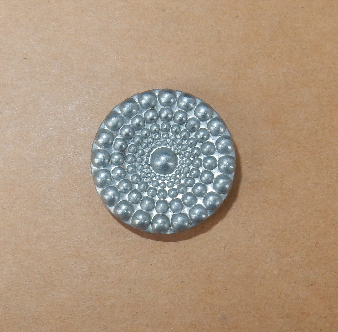 Vintage Metal Old Stock Iron Buttons 1920 NOS 10 Pcs - Etsy