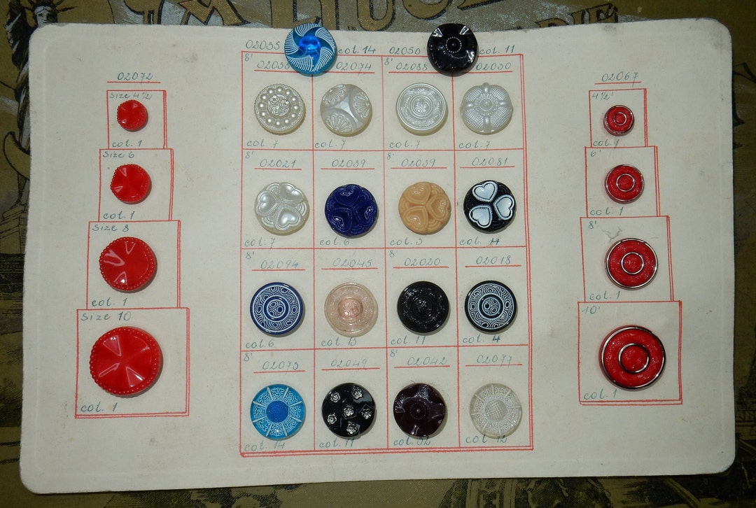 Vintage Sampler Buttons Glass 1930s - Etsy