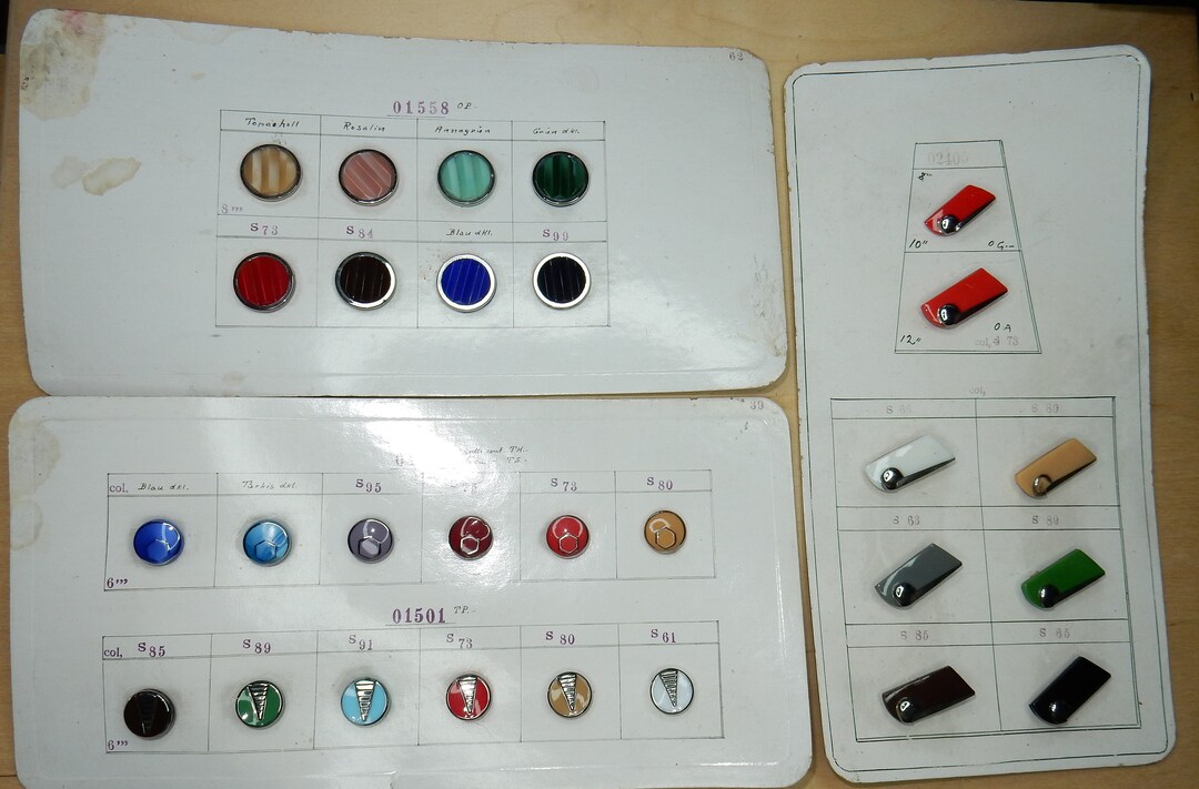 Vintage Sampler Buttons Glass 1930s - Etsy