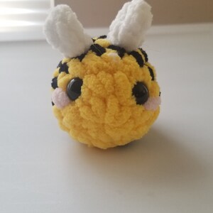 Small Plushie Crocheted Bee - Etsy