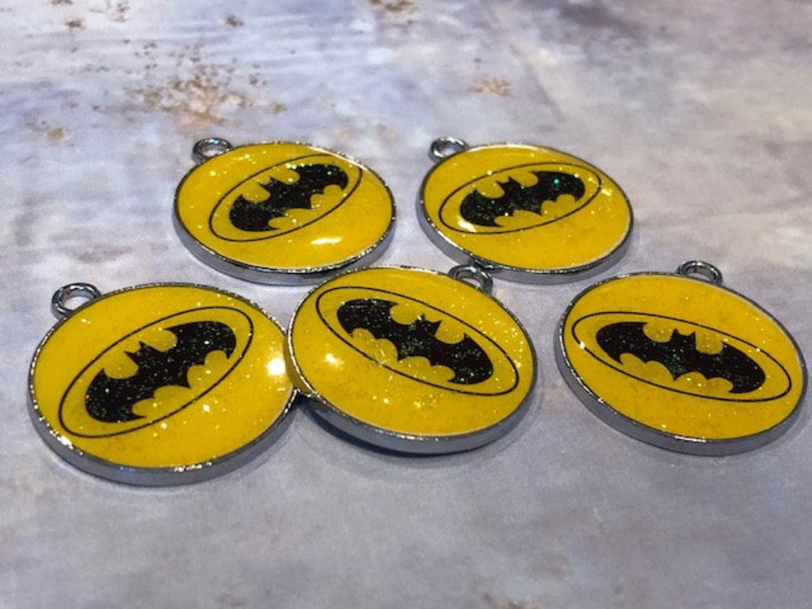 5 pcs Batman Pendant Charm l Batman l DC Comics l Enamel Charm | Etsy