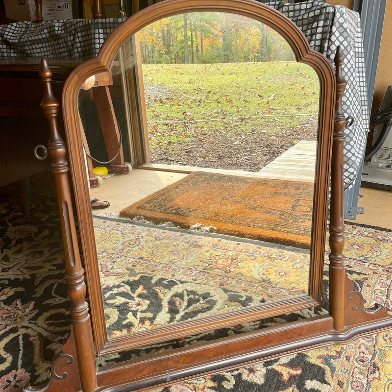 Antique Vanity With Mirror - Etsy
