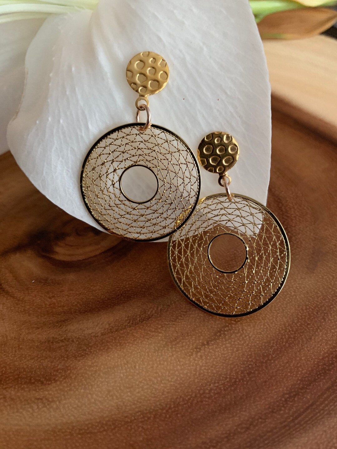 Guatemalan Hammered Gold Sky With Tikal Golden Sunshine Post Dangle ...