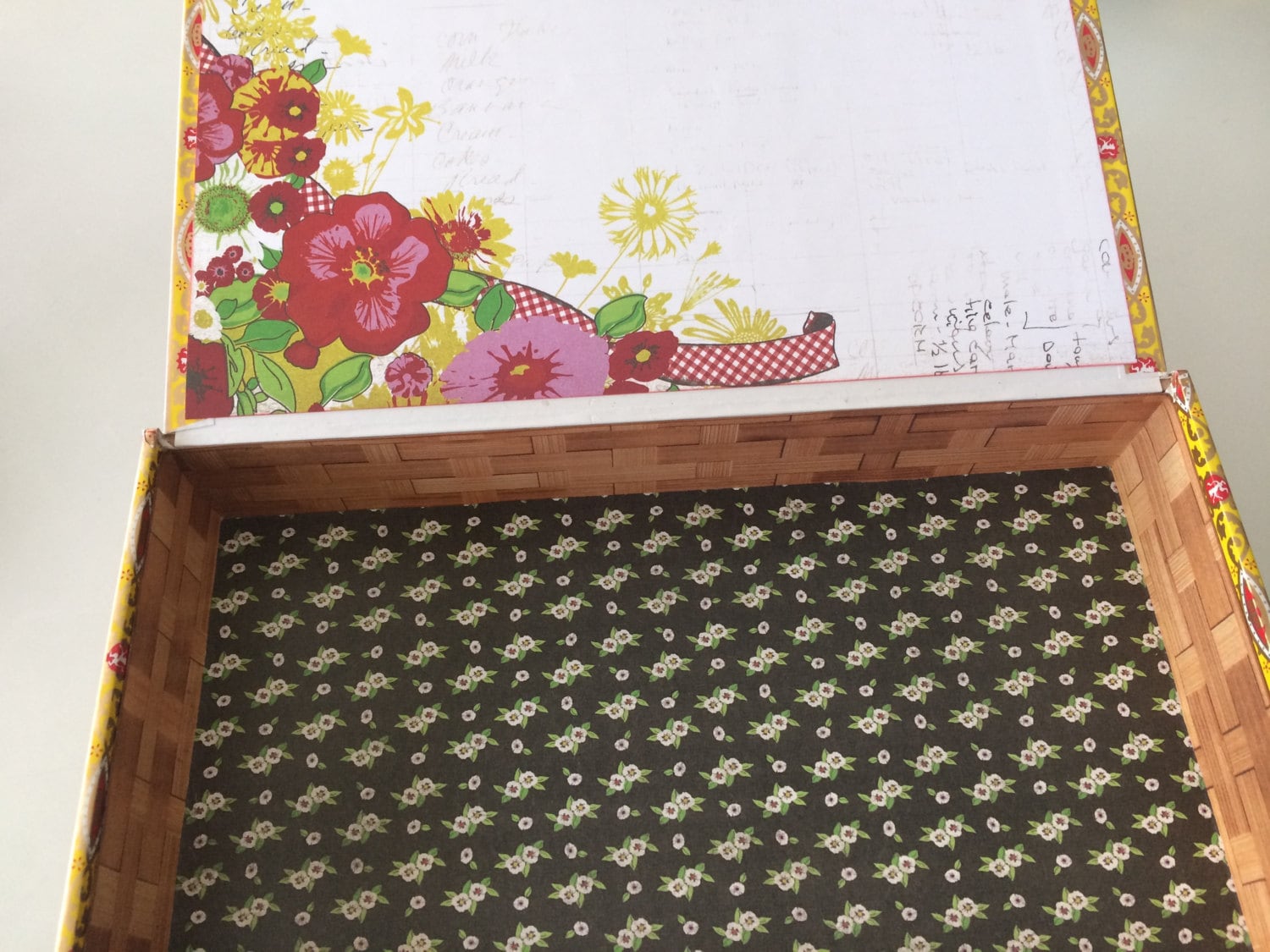 Red Daisy Flowers Memory Box Gratitude Box Embellished Box - Etsy.de