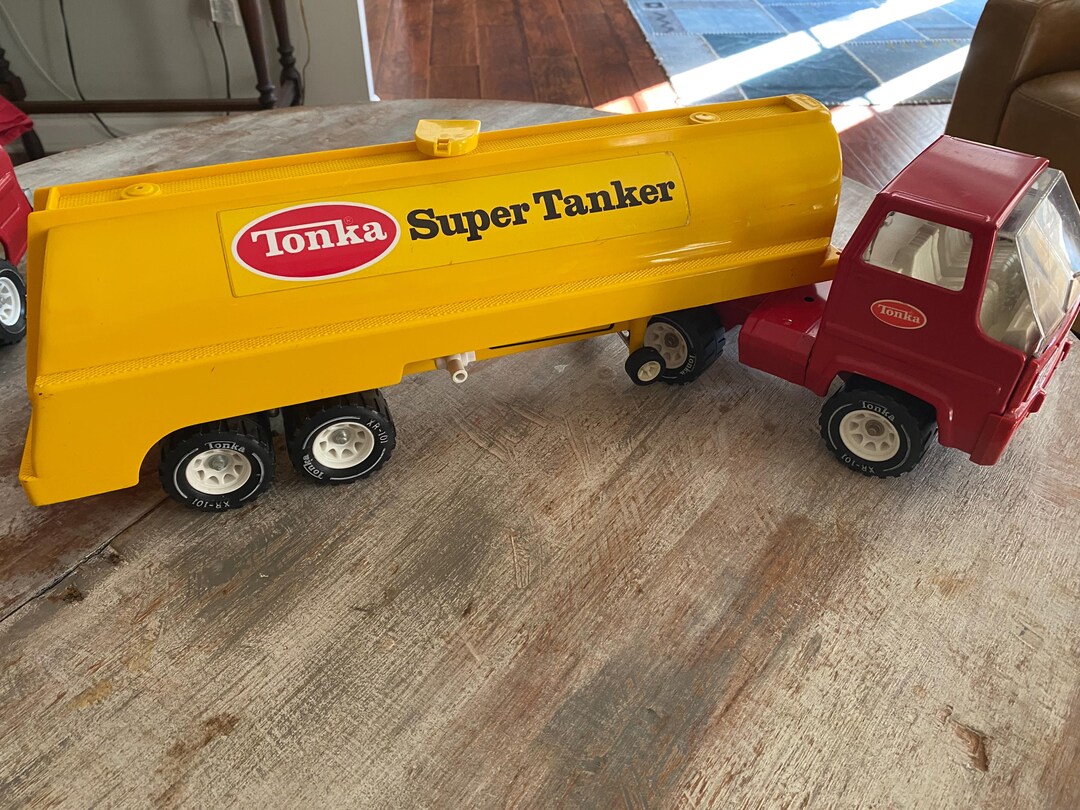 1970's Tonka Super TANKER Vintage American Made Metal Toy 2 Pc Large ...