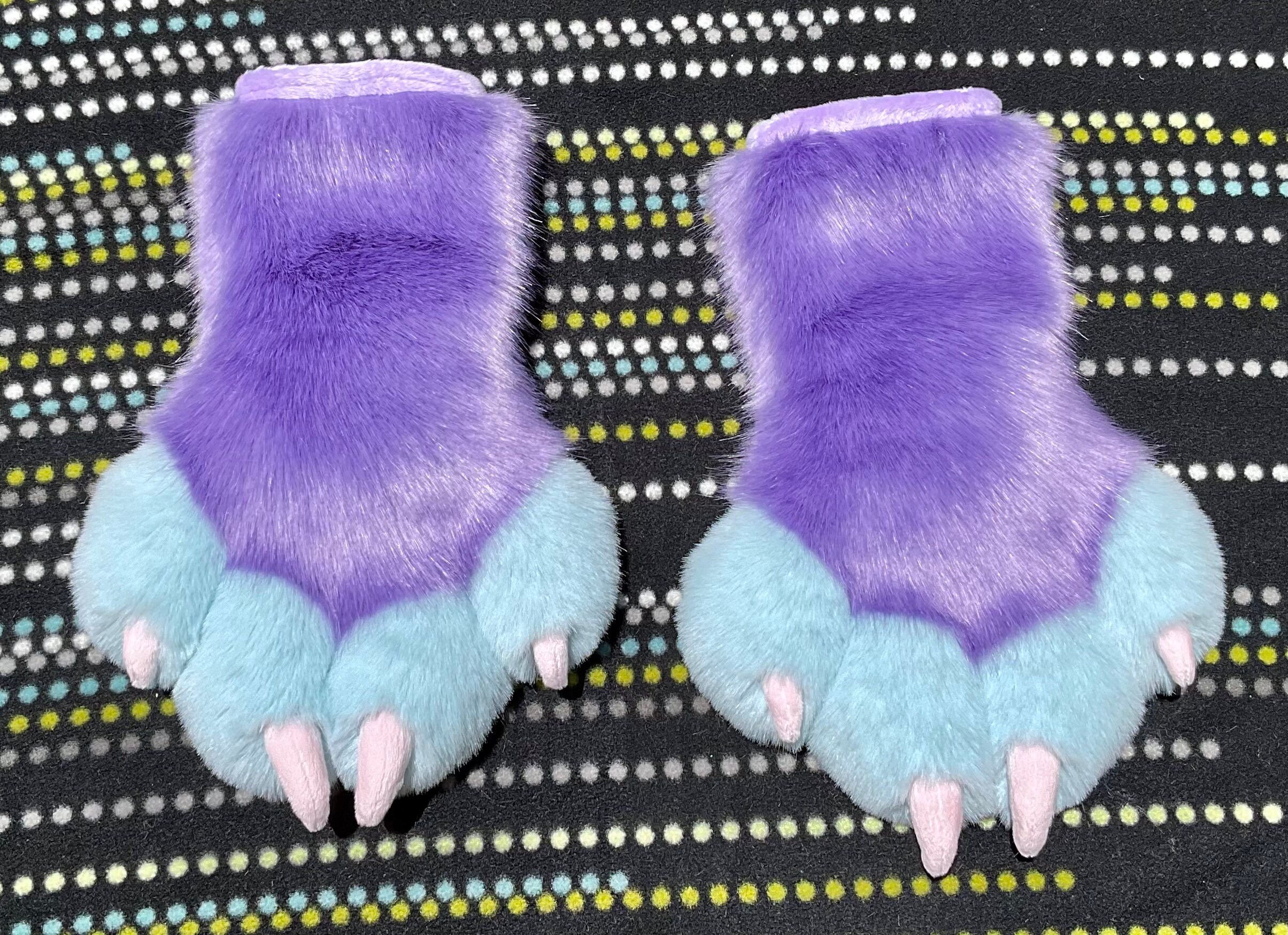 4 Finger Fursuit Puffy Paws With Finger Escapes - Etsy