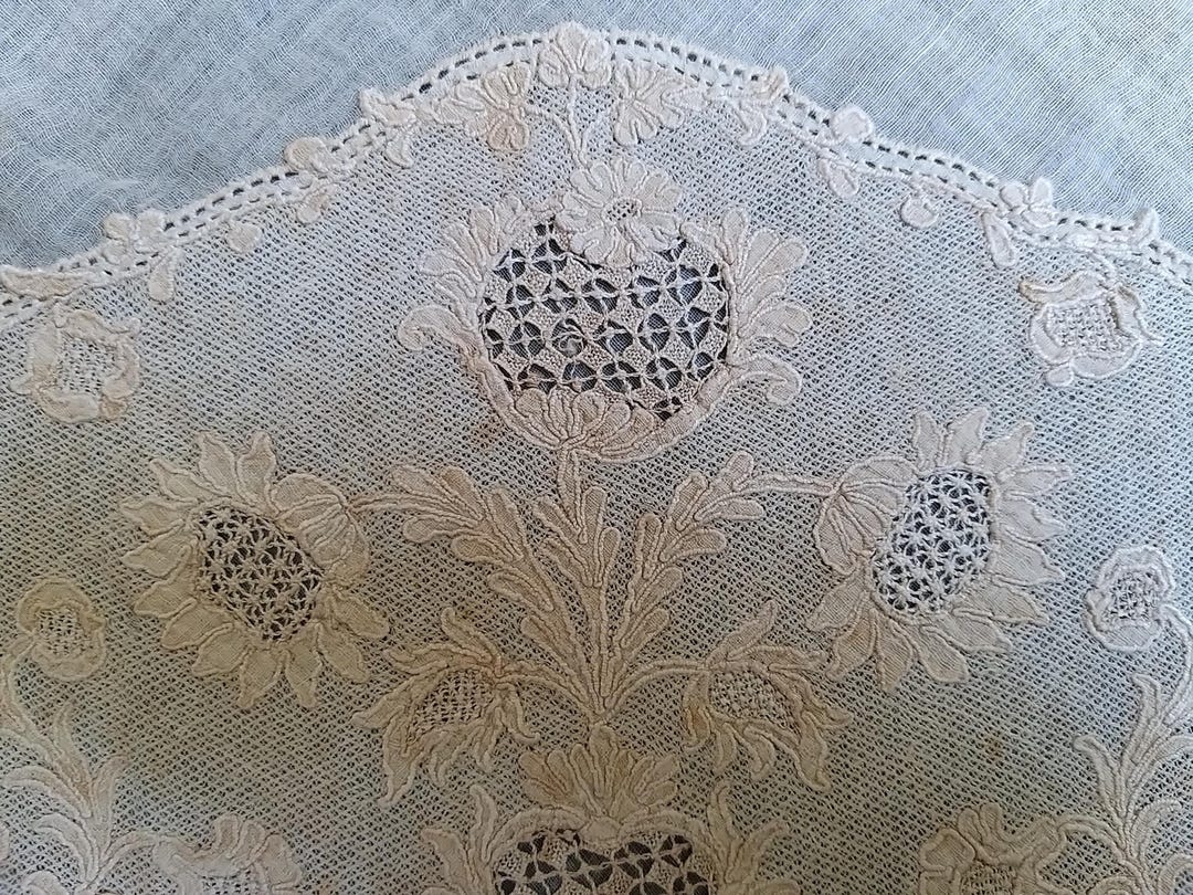Antique Dresden Hand Embroidered Kerchief Scarf Fichu-18th Century-rare ...