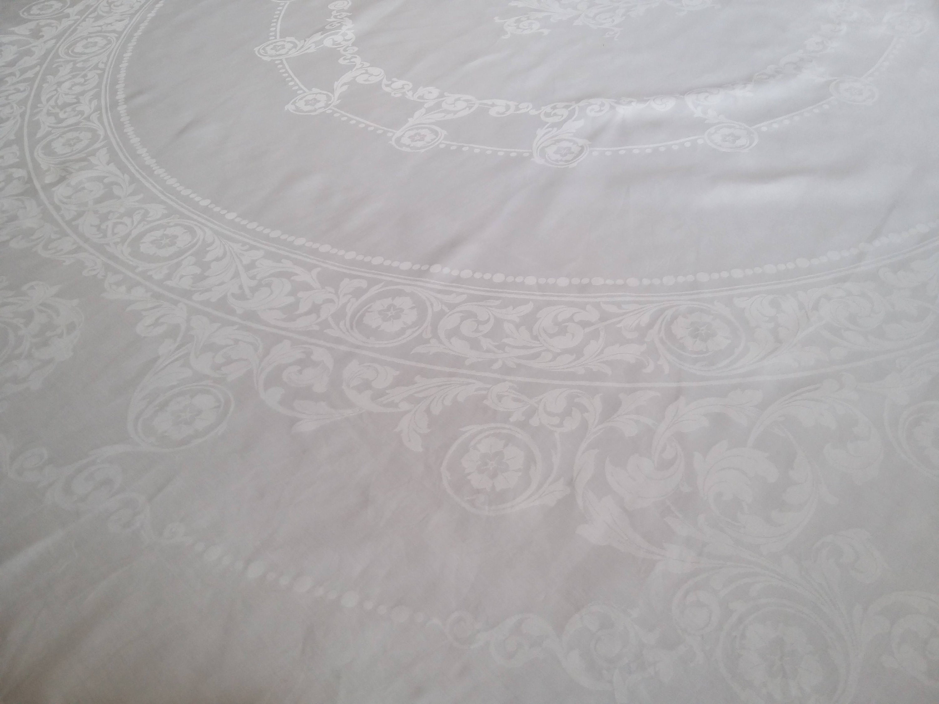 Edwardian Oval Damask Linen Tablecloth-large Tablecloth-stylised Damask ...