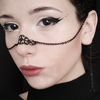 QUEEN OF SWORDS Nose Chain - Etsy