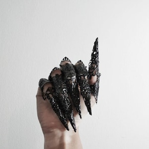 BLACK Full Finger Armor With Long Claws "syndra" Goth Gift, Horror ...