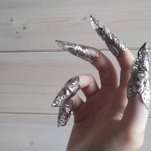 Nail Claws Goth Claw Rings "lilly" Gift Ideas Gothic Witch Jewelry Gift ...