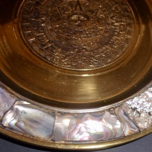 BRASS MAYAN CALENDAR Abalone Mosaic Shell Hanging Vintage Mexico Aztec ...