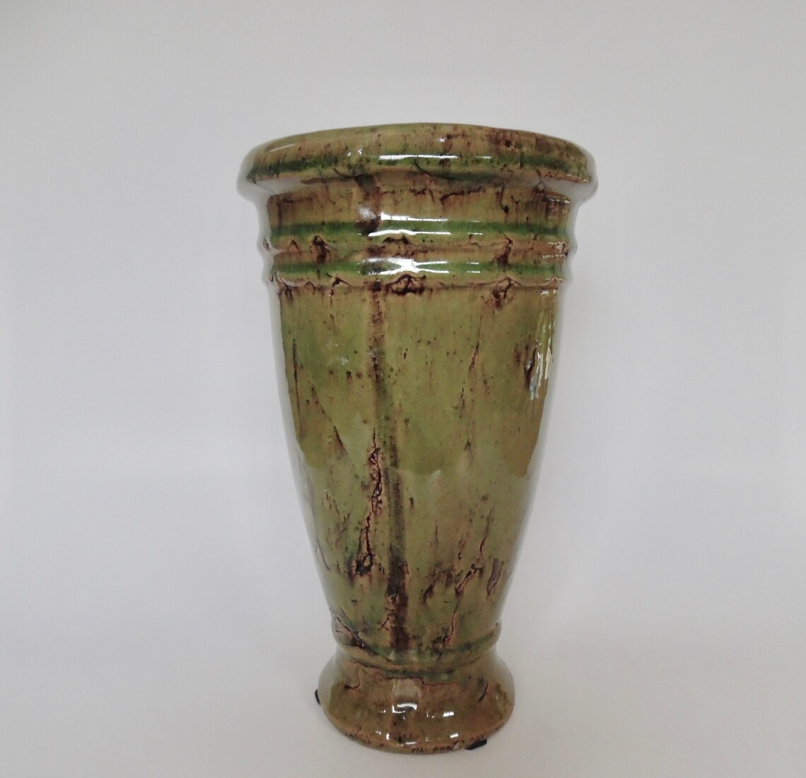 VINTAGE POTTERY VASE Signed Ink Stamped Painted Signature Lesley Green ...