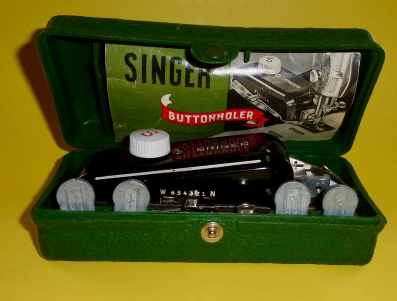 SINGER BUTTON HOLER Attachment Vintage Assorted Sewing Notions - Etsy