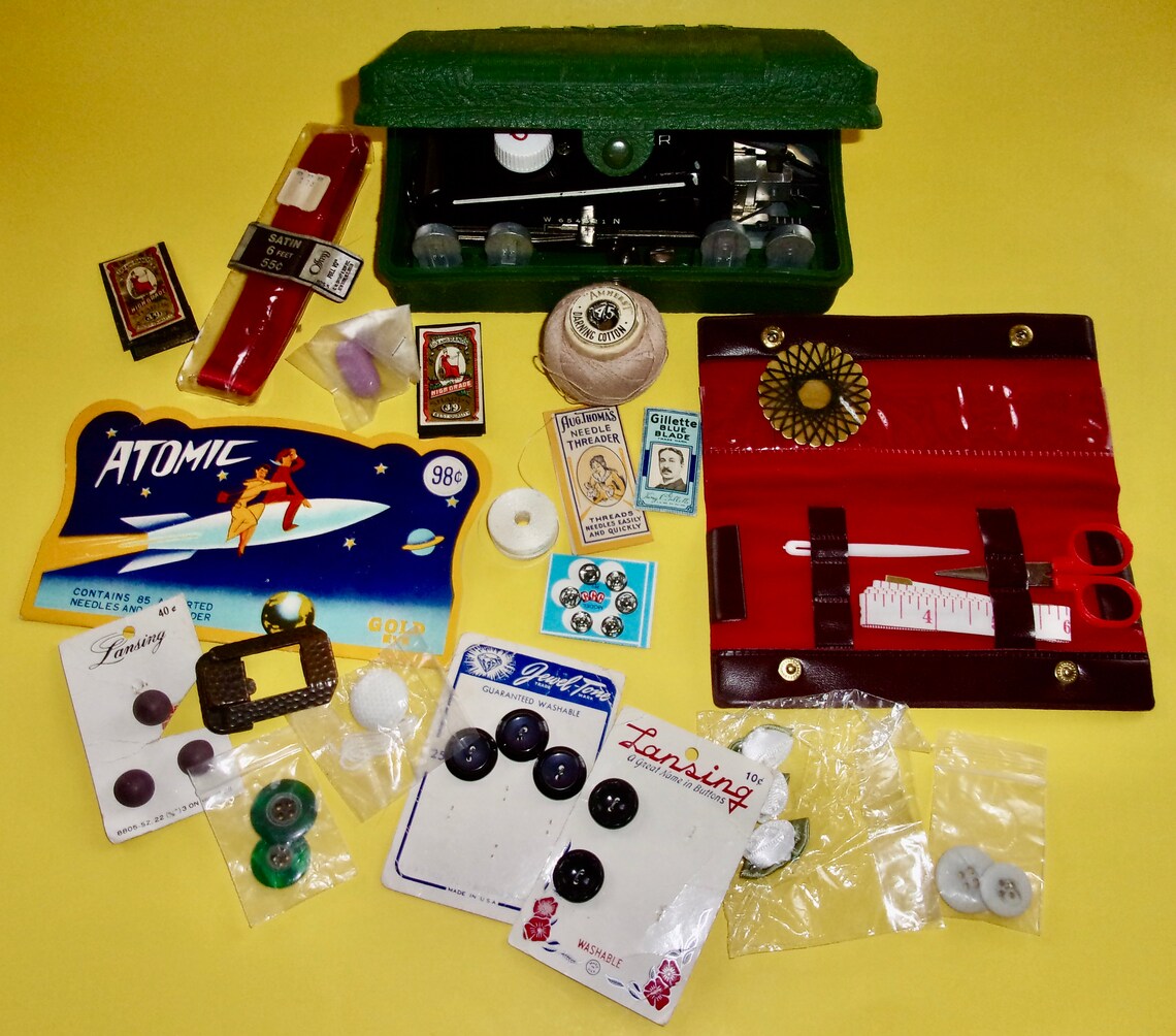 SINGER BUTTON HOLER Attachment Vintage Assorted Sewing Notions - Etsy